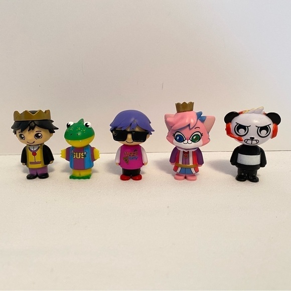 Ryan's World | Toys | Ryans World Set Of 5 Mini Figures Prince Ryan ...